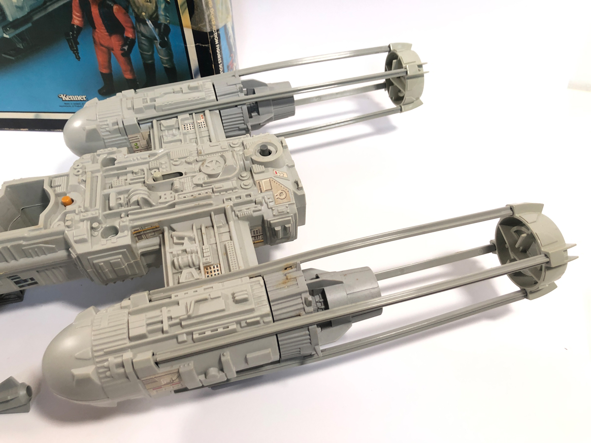 Y-wing Fighter - KENNER 1983 MIB - Fabuleuse Caverne