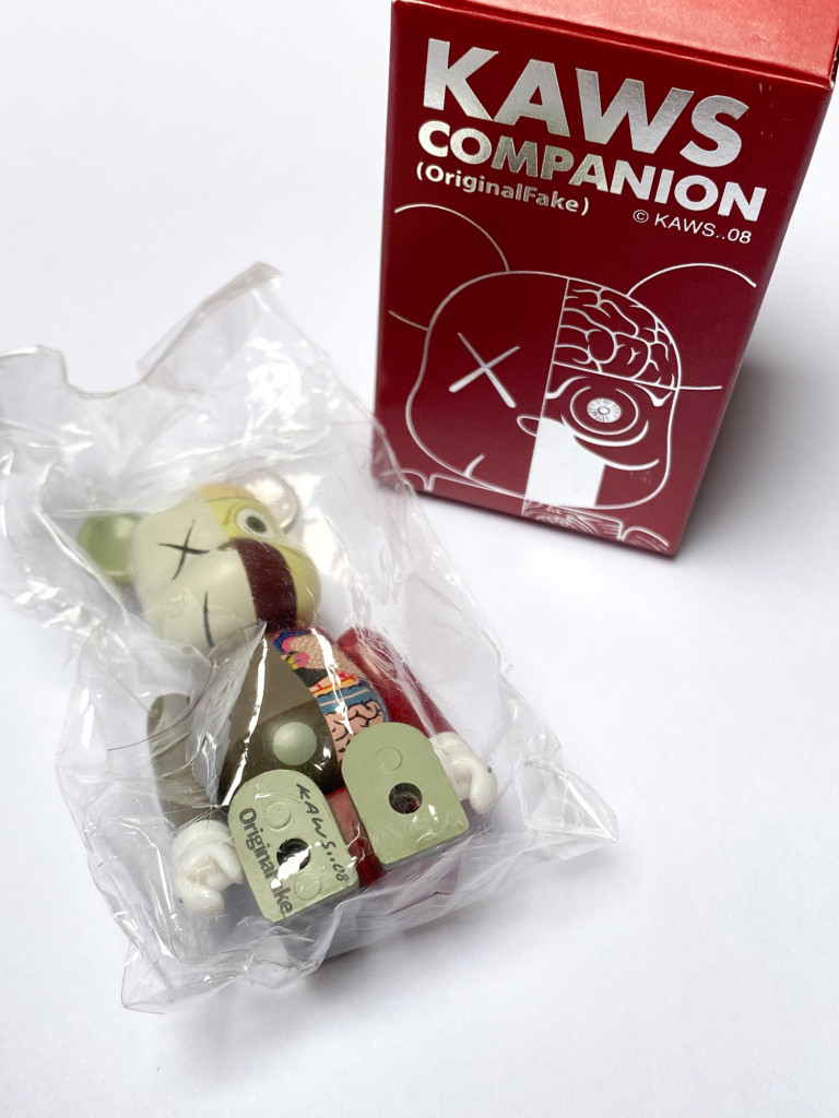 KAWS companion Original Fake Bearbrick Dissected 100% 2008 - Fabuleuse Caverne