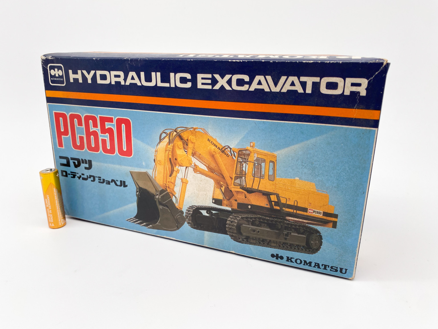Hydraulic excavator PC650 Komatsu 1:50 Japan - Fabuleuse Caverne